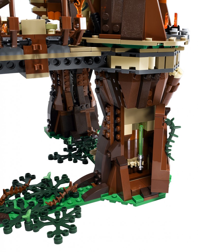 10236 Ewok Village Revealed - FBTB