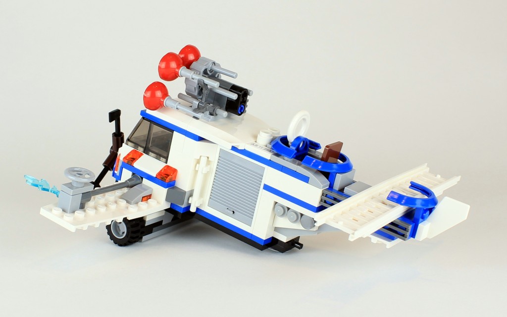 Review: 70811 The Flying Flusher - FBTB