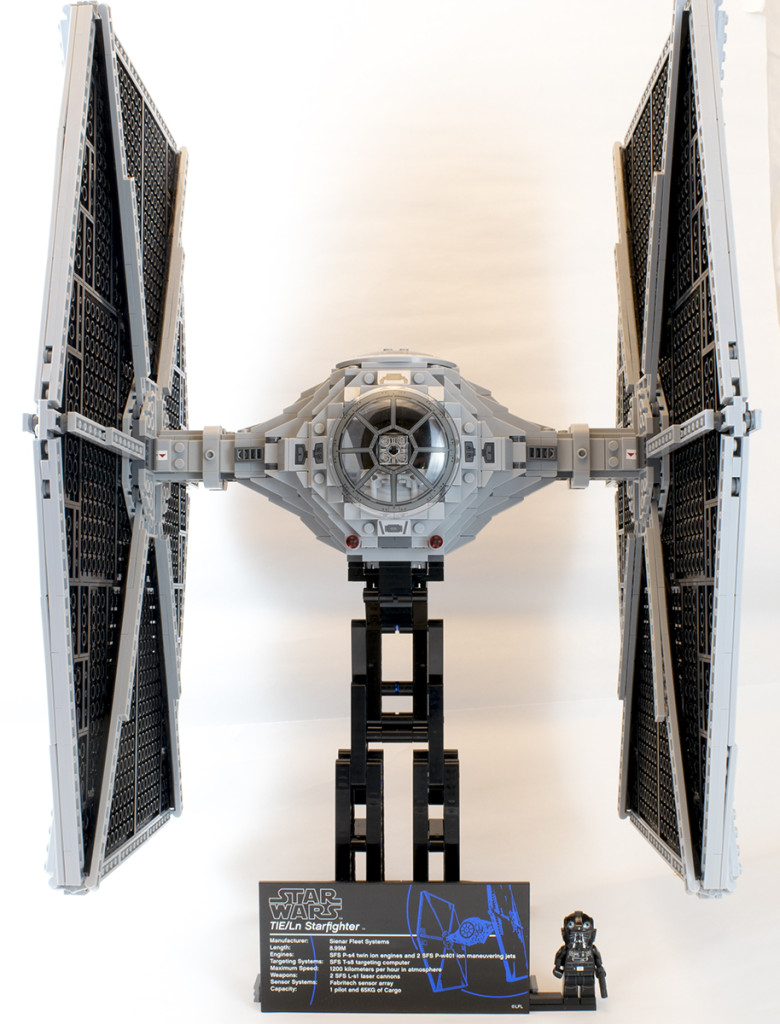 Review: 75095 UCS TIE Fighter - FBTB