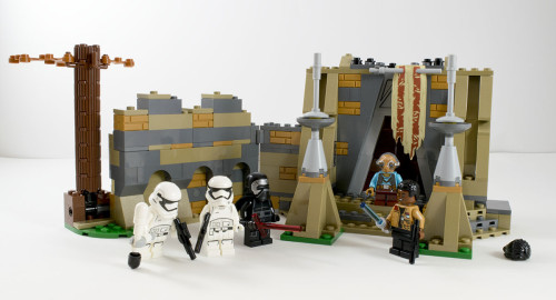 Review: 75139 Battle on Takodana - FBTB