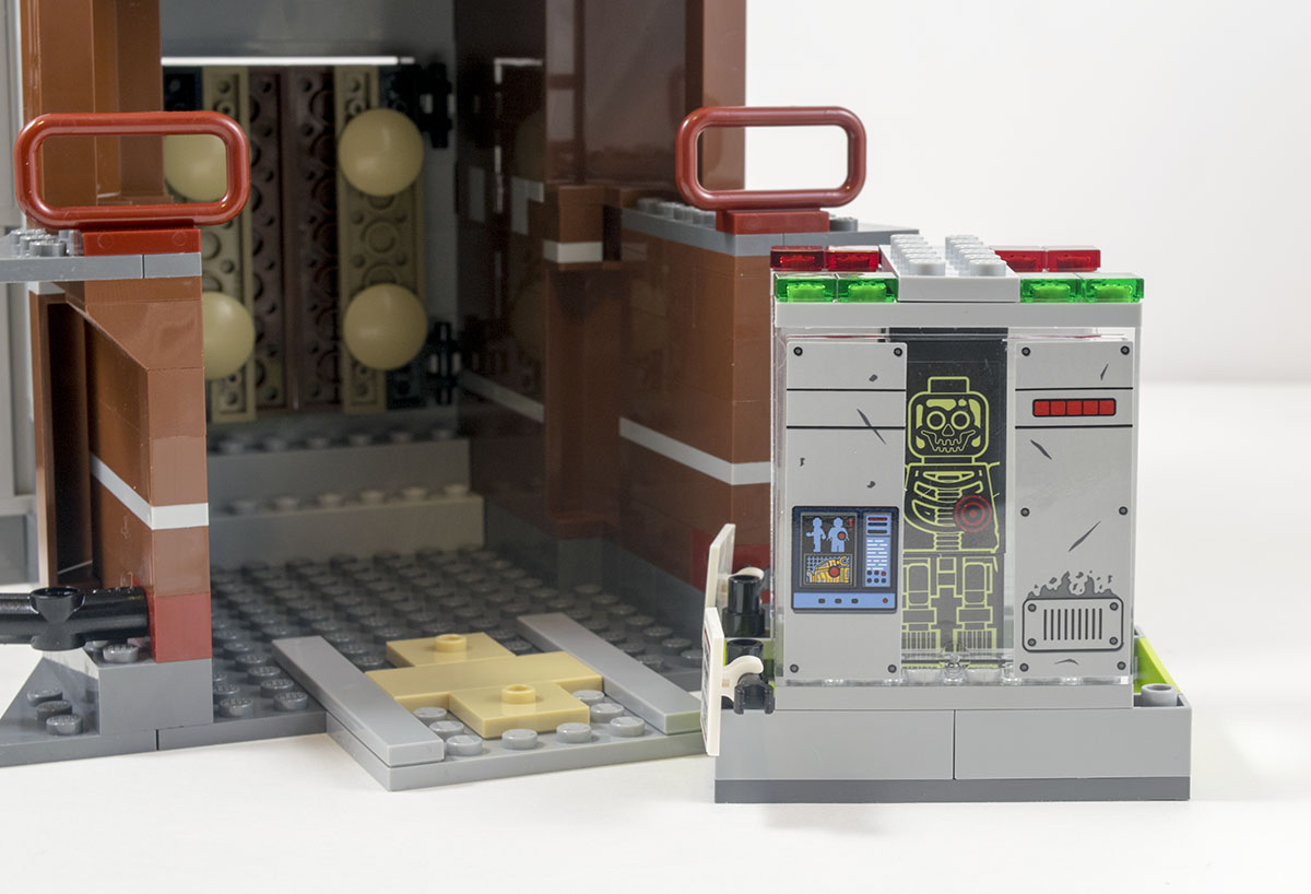 Review: 70912 Arkham Asylum - FBTB