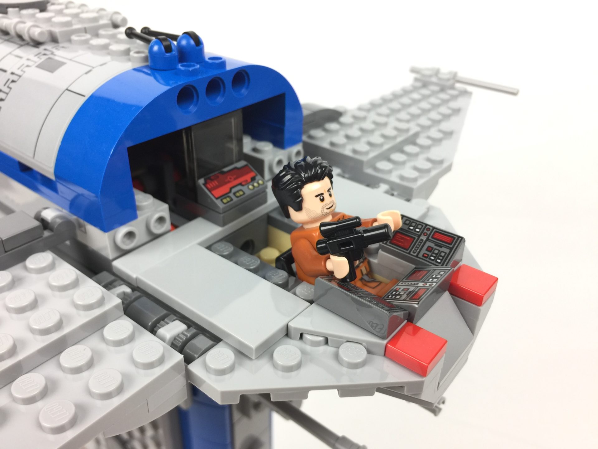 Review: 75188 Resistance Bomber - FBTB