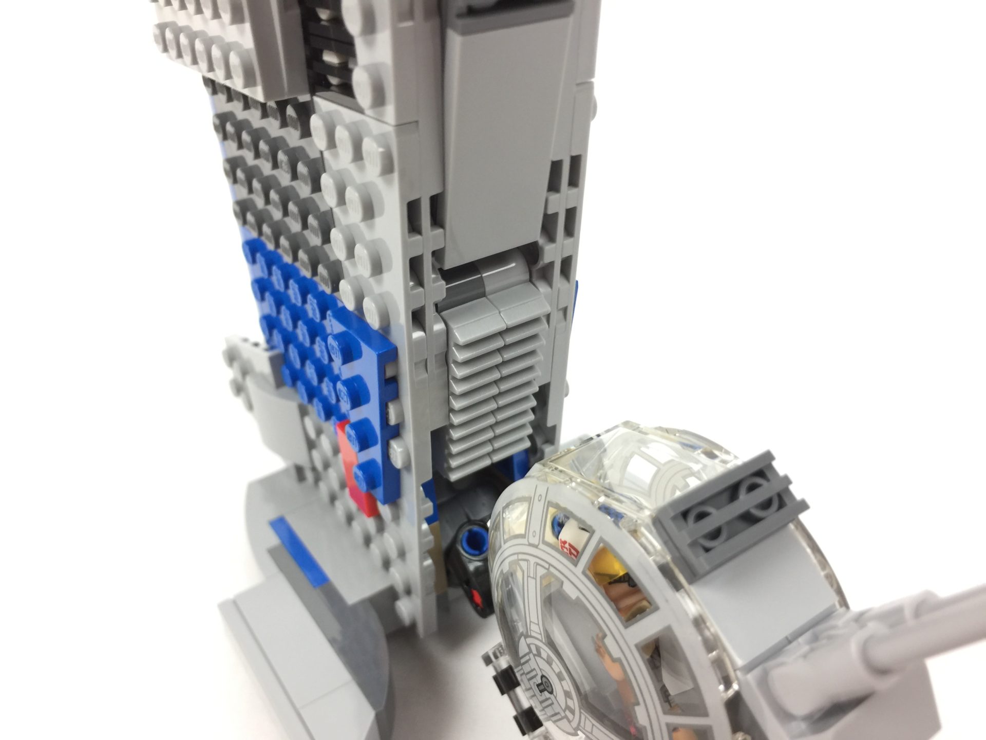 Review: 75188 Resistance Bomber - FBTB