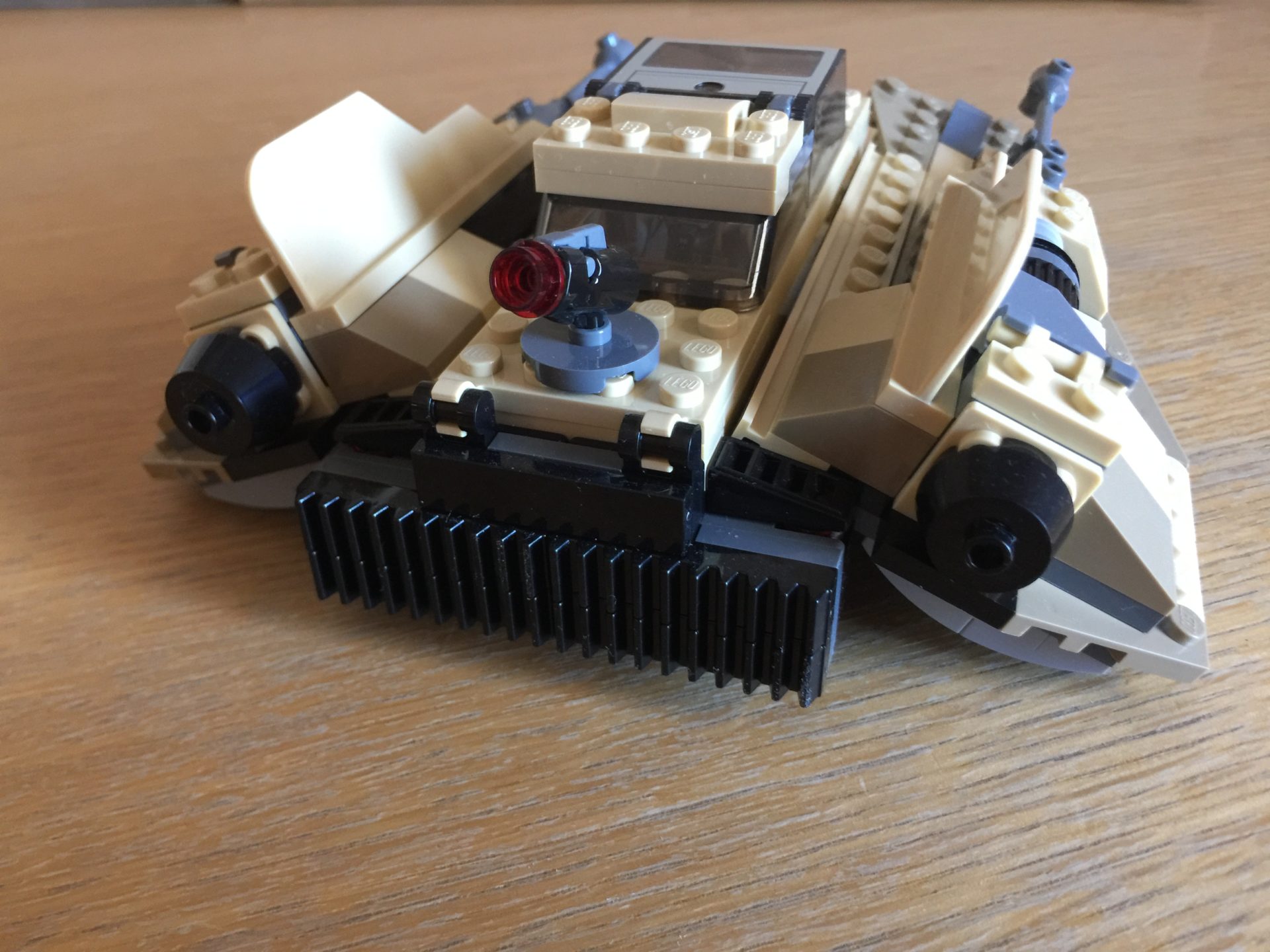 Review: 75204 Sandspeeder - FBTB
