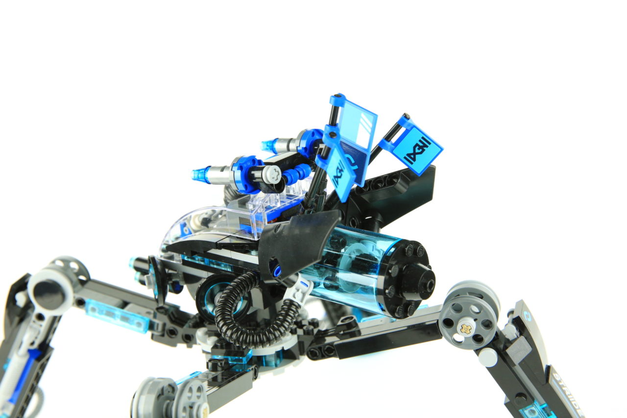 Review: 70611 Water Strider - FBTB