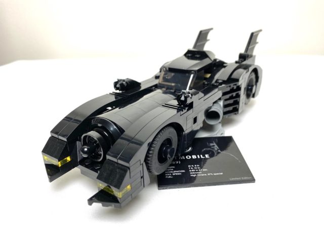 A Mini Review of the Mini 1989 Batmobile Promo Set - FBTB